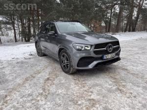 Grey Mercedes-Benz GLE 400 2020 in Riga, with an engine capacity of 3.00 L and mileage of 119 thousand km for 57900 €, photo  on AUTOMOTO.COM.LV