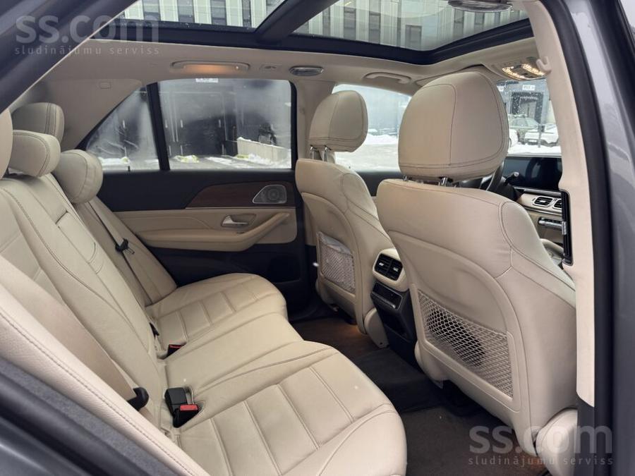 Grey Mercedes-Benz GLE 400 2020 in Riga, with an engine capacity of 3.00 L and mileage of 119 thousand km for 57900 €, photo 24 on AUTOMOTO.COM.LV