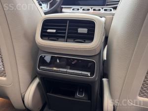Grey Mercedes-Benz GLE 400 2020 in Riga, with an engine capacity of 3.00 L and mileage of 119 thousand km for 57900 €, photo 25 on AUTOMOTO.COM.LV