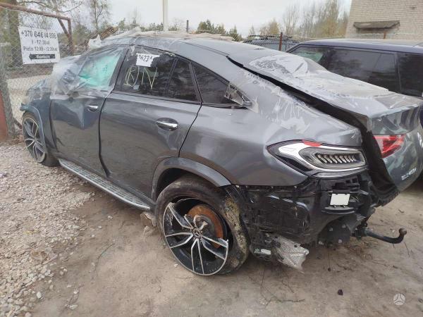Pelēks Mercedes-Benz GLE 400 2020 Kauņa, ar dzinēja tilpumu 2.93 L un nobraukumu 133 tūkst. km par 15730 €, foto 7 vietnē AUTOMOTO.COM.LV