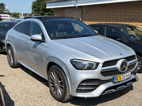 Pelēks Mercedes-Benz GLE 400 2021 Kauņa, ar dzinēja tilpumu 2.93 L un nobraukumu 178 tūkst. km par 54990 €, foto 3 vietnē AUTOMOTO.COM.LV