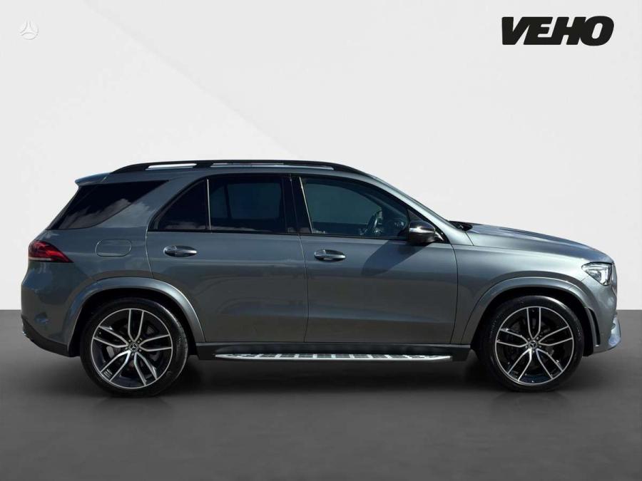 Pelēks Mercedes-Benz GLE 400 2022 Kauņa, ar dzinēja tilpumu 2.93 L un nobraukumu 230 tūkst. km par 43900 €, foto 7 vietnē AUTOMOTO.COM.LV