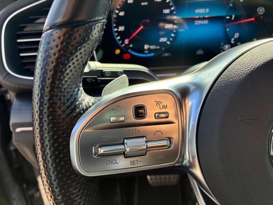 Pelēks Mercedes-Benz GLE 400 2022 Kauņa, ar dzinēja tilpumu 2.93 L un nobraukumu 230 tūkst. km par 43900 €, foto 28 vietnē AUTOMOTO.COM.LV