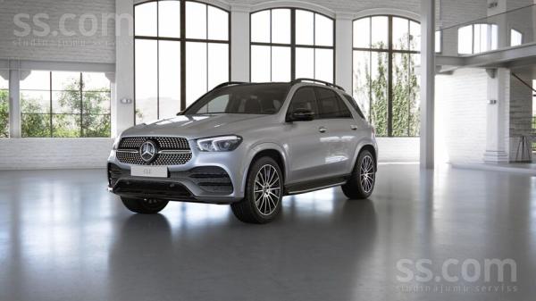 Pelēks Mercedes-Benz GLE 400 2023 Rīga, ar dzinēja tilpumu 3.00 L un nobraukumu 50 tūkst. km par 69900 €, foto 1 vietnē AUTOMOTO.COM.LV