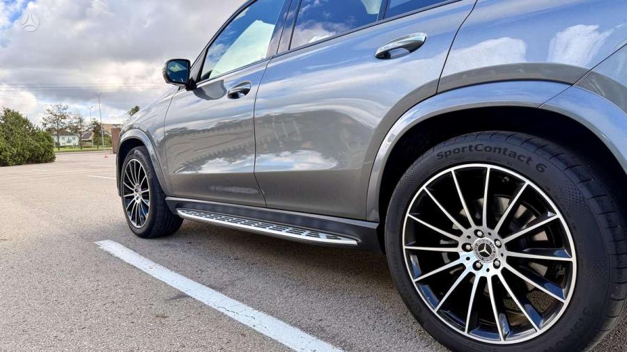 Pelēks Mercedes-Benz GLE 400 2023 Šauļi, ar dzinēja tilpumu 2.93 L un nobraukumu 150 tūkst. km par 54900 €, foto 8 vietnē AUTOMOTO.COM.LV