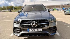 Grey Mercedes-Benz GLE 400 2023 in Siauliai, with an engine capacity of 2.93 L and mileage of 150 thousand km for 54900 €, photo 6 on AUTOMOTO.COM.LV