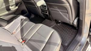 Grey Mercedes-Benz GLE 400 2023 in Siauliai, with an engine capacity of 2.93 L and mileage of 150 thousand km for 54900 €, photo 14 on AUTOMOTO.COM.LV