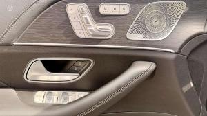Grey Mercedes-Benz GLE 400 2023 in Siauliai, with an engine capacity of 2.93 L and mileage of 150 thousand km for 54900 €, photo 16 on AUTOMOTO.COM.LV