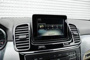 Белый Мерседес ГЛE 400 2017 в Рига, объемом двигателя 3.00 л и пробегом 108 тыс. км за 27100 €, фото 18 на AUTOMOTO.COM.LV