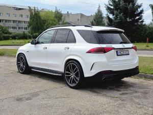 White Mercedes-Benz GLE 400 2020 in Vilnius, with an engine capacity of 2.93 L and mileage of 114 thousand km for 49000 €, photo 5 on AUTOMOTO.COM.LV