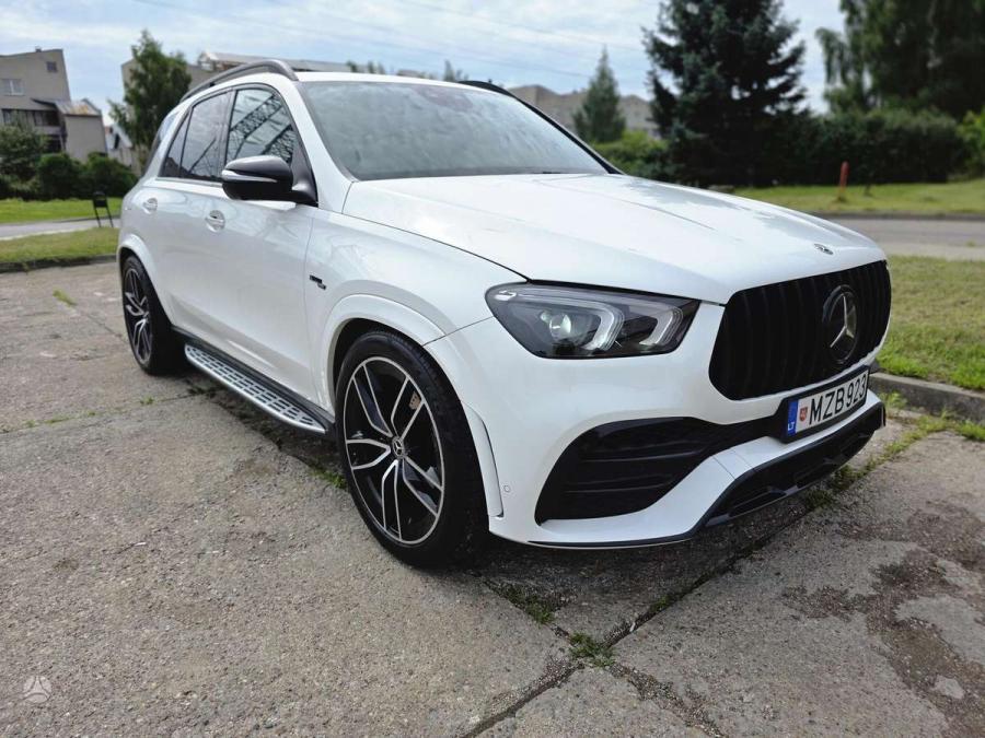 White Mercedes-Benz GLE 400 2020 in Vilnius, with an engine capacity of 2.93 L and mileage of 114 thousand km for 49000 €, photo 12 on AUTOMOTO.COM.LV