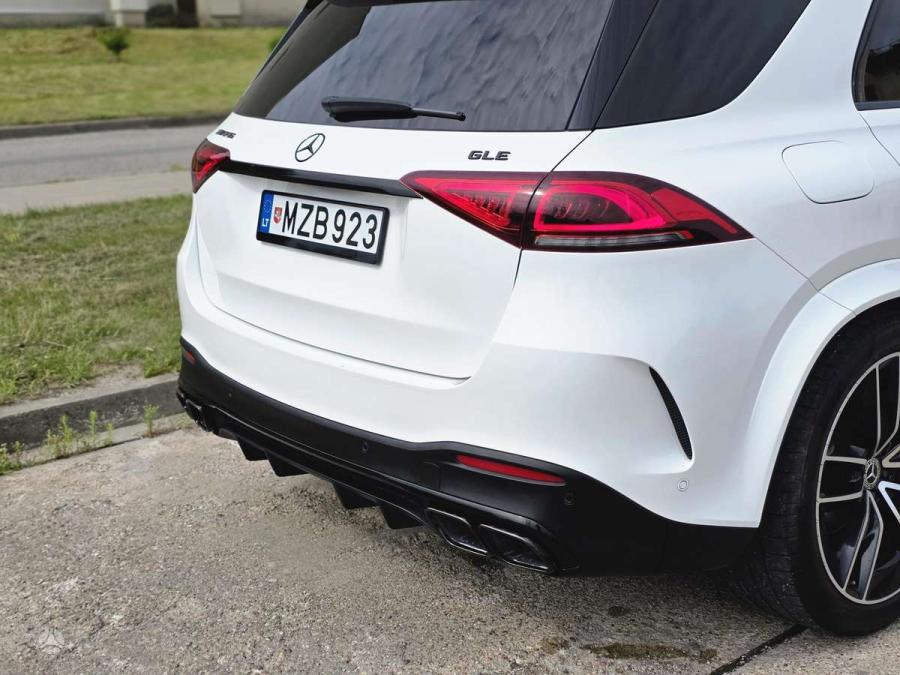 White Mercedes-Benz GLE 400 2020 in Vilnius, with an engine capacity of 2.93 L and mileage of 114 thousand km for 49000 €, photo 18 on AUTOMOTO.COM.LV