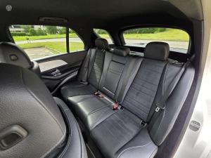 White Mercedes-Benz GLE 400 2020 in Vilnius, with an engine capacity of 2.93 L and mileage of 114 thousand km for 49000 €, photo 23 on AUTOMOTO.COM.LV