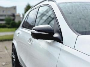 White Mercedes-Benz GLE 400 2020 in Vilnius, with an engine capacity of 2.93 L and mileage of 114 thousand km for 49000 €, photo 35 on AUTOMOTO.COM.LV