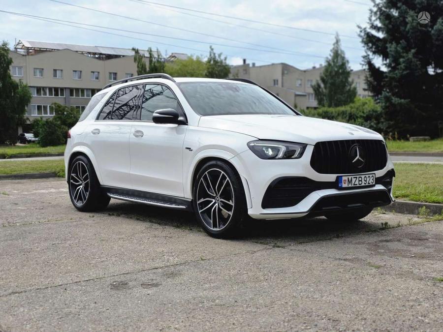 White Mercedes-Benz GLE 400 2020 in Vilnius, with an engine capacity of 2.93 L and mileage of 114 thousand km for 49000 €, photo 44 on AUTOMOTO.COM.LV