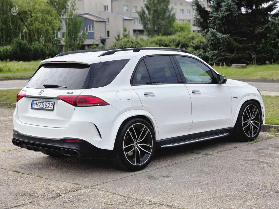 White Mercedes-Benz GLE 400 2020 in Vilnius, with an engine capacity of 2.93 L and mileage of 114 thousand km for 49000 €, photo 52 on AUTOMOTO.COM.LV