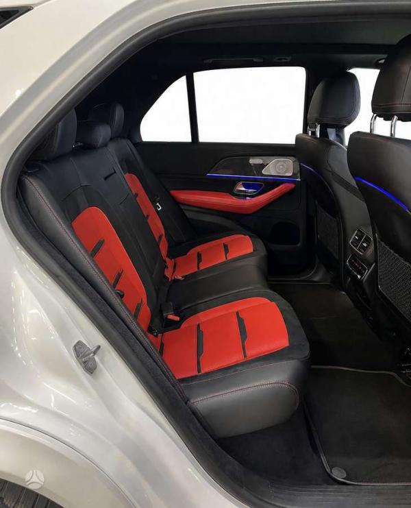 Мерседес ГЛE 400 2020 в Каунас на AUTOMOTO.COM.LV Белый Мерседес ГЛE 400 2020 в Каунас, объемом двигателя 2.93 л и пробегом 214 тыс. км за 42900 €, фото 8 на AUTOMOTO.COM.LV