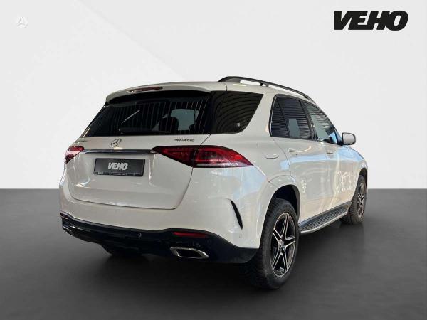 Balts Mercedes-Benz GLE 400 2021 Kauņa, ar dzinēja tilpumu 2.93 L un nobraukumu 169 tūkst. km par 49000 €, foto 5 vietnē AUTOMOTO.COM.LV