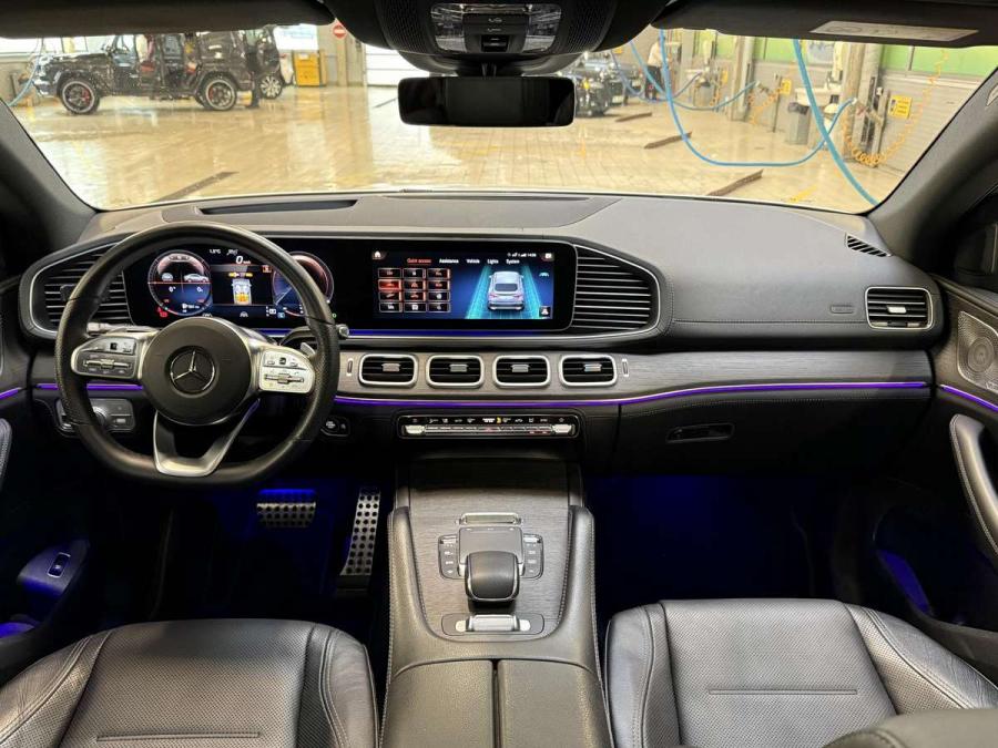 White Mercedes-Benz GLE 400 2022 in Vilnius, with an engine capacity of 2.93 L and mileage of 71 thousand km for 72500 €, photo 18 on AUTOMOTO.COM.LV