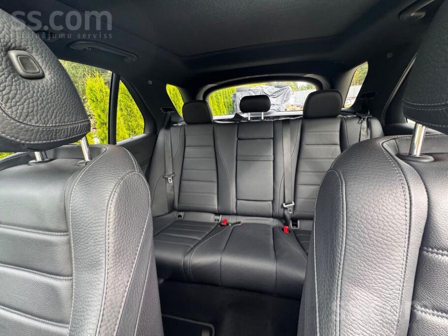 Balts Mercedes-Benz GLE 400 2022 Rīga, ar dzinēja tilpumu 2.90 L un nobraukumu 59 tūkst. km par 65900 €, foto 12 vietnē AUTOMOTO.COM.LV