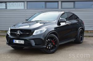 Черный Мерседес GLE 43 AMG 2017 в Рига, объемом двигателя 3.00 л и пробегом 170 тыс. км за 29990 €, фото  на AUTOMOTO.COM.LV