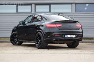 Черный Мерседес GLE 43 AMG 2017 в Рига, объемом двигателя 3.00 л и пробегом 170 тыс. км за 29990 €, фото 8 на AUTOMOTO.COM.LV