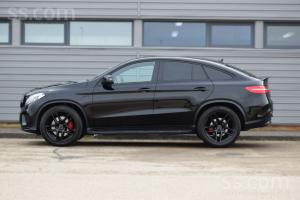 Черный Мерседес GLE 43 AMG 2017 в Рига, объемом двигателя 3.00 л и пробегом 170 тыс. км за 29990 €, фото 10 на AUTOMOTO.COM.LV