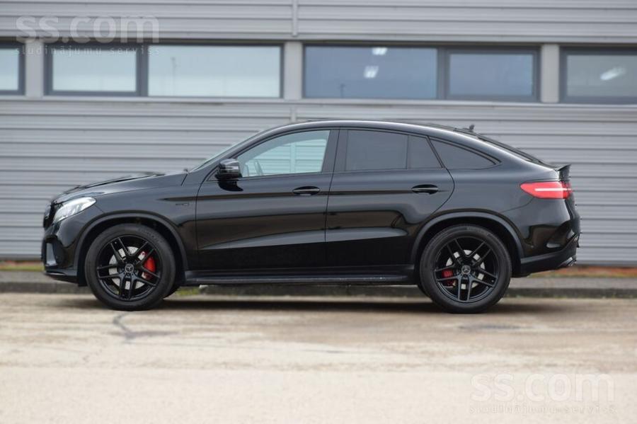 Черный Мерседес GLE 43 AMG 2017 в Рига, объемом двигателя 3.00 л и пробегом 170 тыс. км за 29990 €, фото 10 на AUTOMOTO.COM.LV
