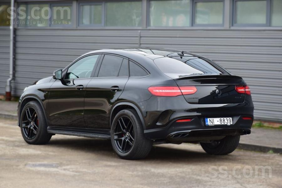 Черный Мерседес GLE 43 AMG 2017 в Рига, объемом двигателя 3.00 л и пробегом 170 тыс. км за 29990 €, фото 11 на AUTOMOTO.COM.LV