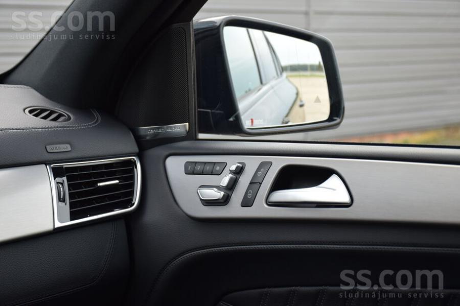 Черный Мерседес GLE 43 AMG 2017 в Рига, объемом двигателя 3.00 л и пробегом 170 тыс. км за 29990 €, фото 19 на AUTOMOTO.COM.LV