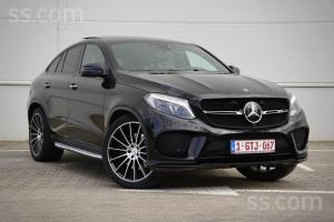 Melns Mercedes-Benz GLE 43 AMG 2018 Rīga, ar dzinēja tilpumu 3.00 L un nobraukumu 255 tūkst. km par 33000 €, foto  vietnē AUTOMOTO.COM.LV