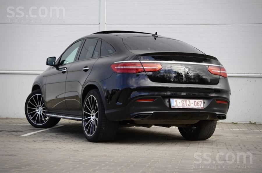 Черный Мерседес GLE 43 AMG 2018 в Рига, объемом двигателя 3.00 л и пробегом 255 тыс. км за 33000 €, фото 6 на AUTOMOTO.COM.LV