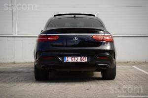 Черный Мерседес GLE 43 AMG 2018 в Рига, объемом двигателя 3.00 л и пробегом 255 тыс. км за 33000 €, фото 10 на AUTOMOTO.COM.LV