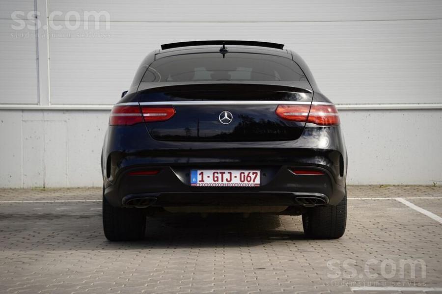 Черный Мерседес GLE 43 AMG 2018 в Рига, объемом двигателя 3.00 л и пробегом 255 тыс. км за 33000 €, фото 10 на AUTOMOTO.COM.LV