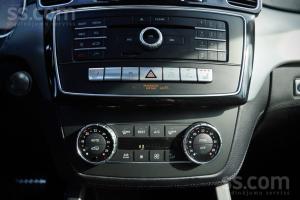 Черный Мерседес GLE 43 AMG 2018 в Рига, объемом двигателя 3.00 л и пробегом 255 тыс. км за 33000 €, фото 23 на AUTOMOTO.COM.LV