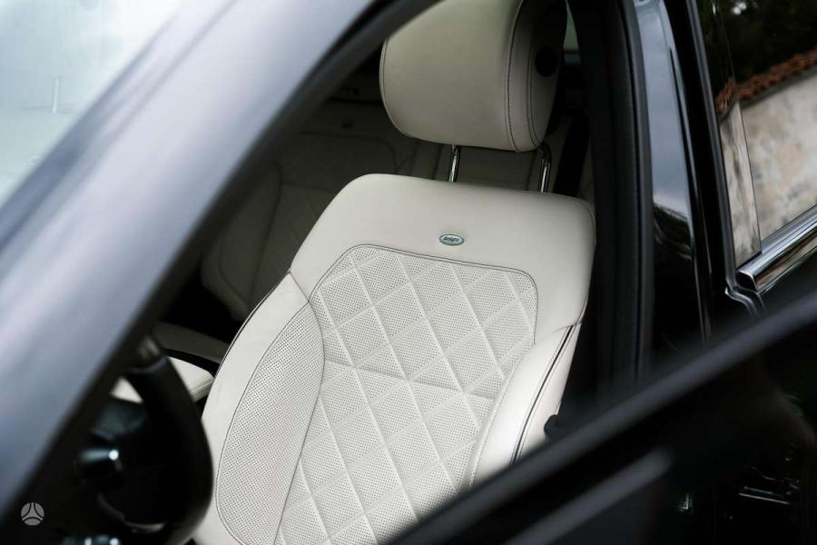 Melns Mercedes-Benz GLE 43 AMG 2018 Kauņa, ar dzinēja tilpumu 3.00 L un nobraukumu 165 tūkst. km par 37999 €, foto 30 vietnē AUTOMOTO.COM.LV