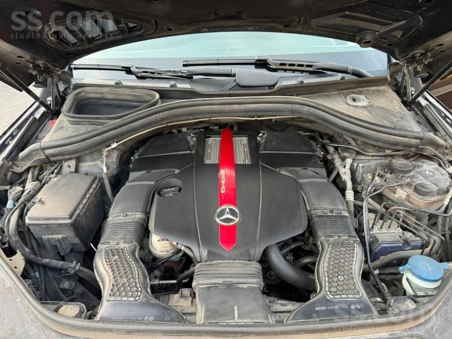 Melns Mercedes-Benz GLE 43 AMG 2018 Rīga, ar dzinēja tilpumu 3.00 L un nobraukumu 235 tūkst. km par 28000 €, foto 12 vietnē AUTOMOTO.COM.LV