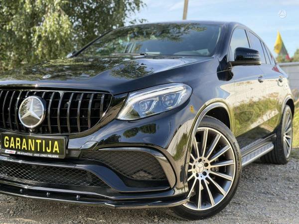 Black Mercedes-Benz GLE 43 AMG 2019 in Siauliai, with an engine capacity of 3.00 L and mileage of 120 thousand km for 38000 €, photo 5 on AUTOMOTO.COM.LV