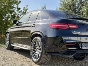 Melns Mercedes-Benz GLE 43 AMG 2019 Šauļi, ar dzinēja tilpumu 3.00 L un nobraukumu 120 tūkst. km par 38000 €, foto 13 vietnē AUTOMOTO.COM.LV