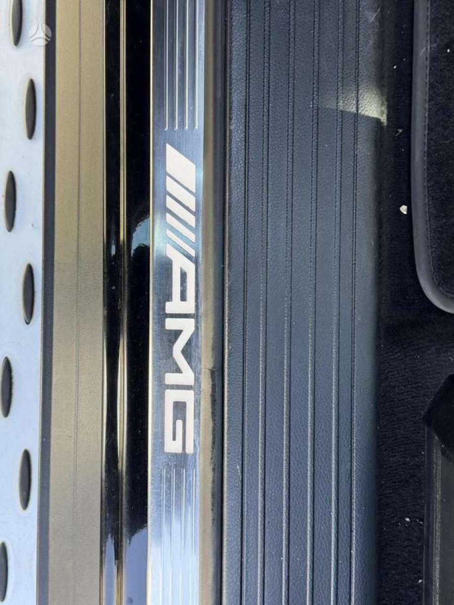 Melns Mercedes-Benz GLE 43 AMG 2019 Šauļi, ar dzinēja tilpumu 3.00 L un nobraukumu 120 tūkst. km par 38000 €, foto 23 vietnē AUTOMOTO.COM.LV