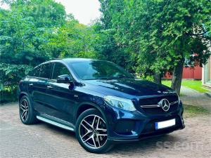 Синий Мерседес GLE 43 AMG 2018 в Рига, объемом двигателя 3.00 л и пробегом 155 тыс. км за 31400 €, фото 5 на AUTOMOTO.COM.LV