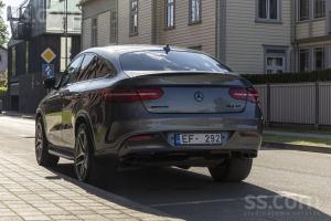 Серый Мерседес GLE 43 AMG 2017 в Рига, объемом двигателя 3.00 л и пробегом 152 тыс. км за 33900 €, фото 4 на AUTOMOTO.COM.LV