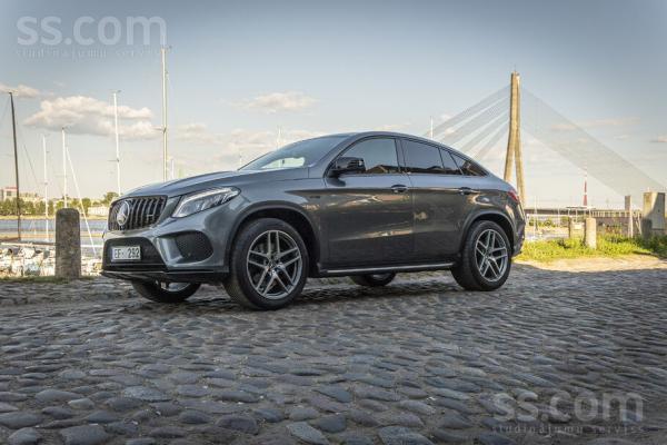 Серый Мерседес GLE 43 AMG 2017 в Рига, объемом двигателя 3.00 л и пробегом 152 тыс. км за 32500 €, фото 7 на AUTOMOTO.COM.LV