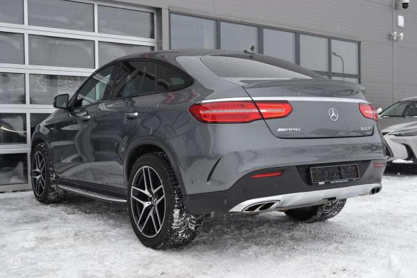 Grey Mercedes-Benz GLE 43 AMG 2017 in Vilnius, with an engine capacity of 3.00 L and mileage of 184 thousand km for 35000 €, photo 7 on AUTOMOTO.COM.LV