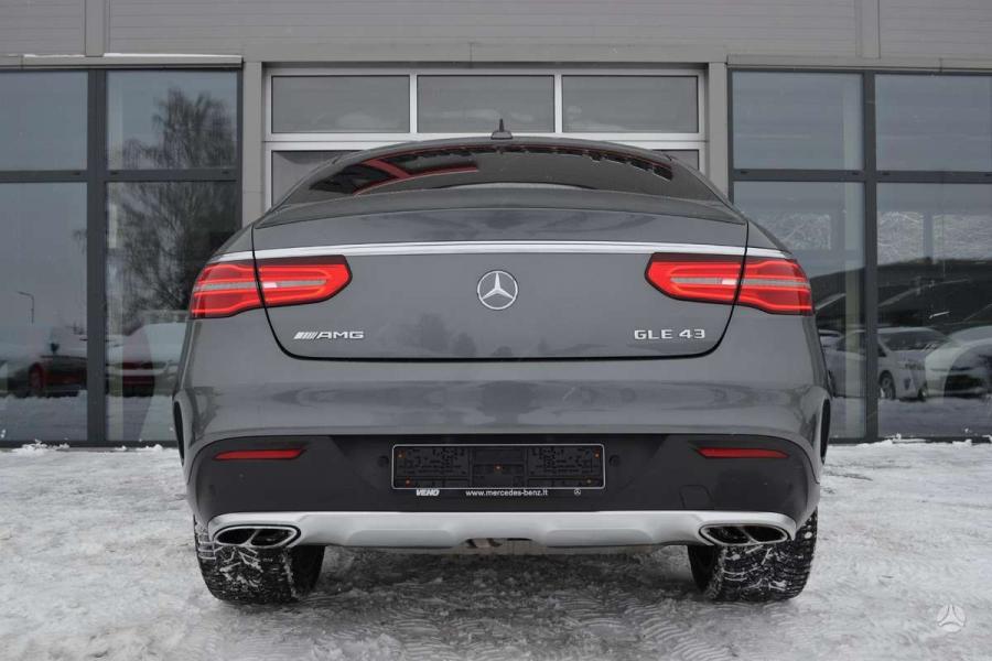 Серый Мерседес GLE 43 AMG 2017 в Вильнюс, объемом двигателя 3.00 л и пробегом 184 тыс. км за 35000 €, фото 8 на AUTOMOTO.COM.LV