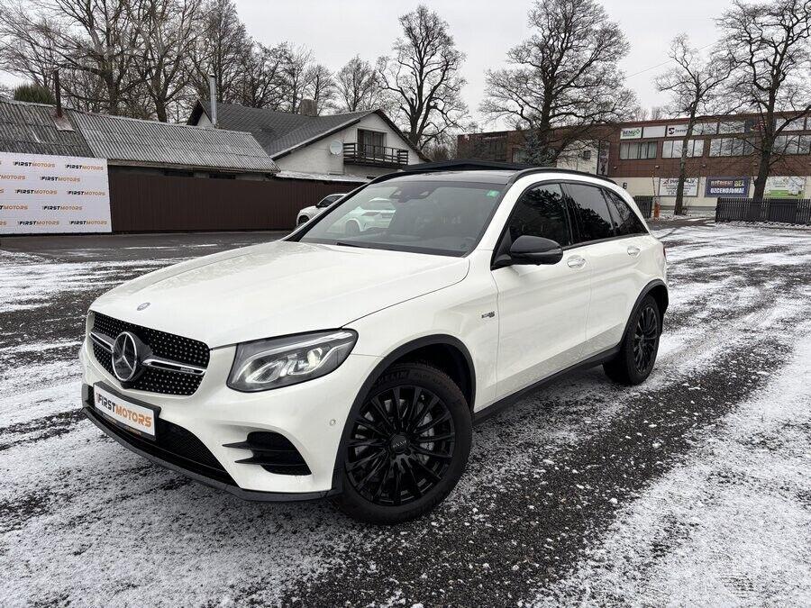 Белый Мерседес GLE 43 AMG 2017 в Рига, объемом двигателя 3.00 л и пробегом 170 тыс. км за 28950 €, фото 1 на AUTOMOTO.COM.LV