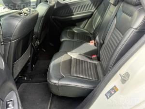 Белый Мерседес GLE 43 AMG 2017 в Рига, объемом двигателя 3.00 л и пробегом 290 тыс. км за 25500 €, фото 15 на AUTOMOTO.COM.LV