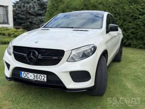 Белый Мерседес GLE 43 AMG 2017 в Рига, объемом двигателя 3.00 л и пробегом 295 тыс. км за 25500 €, фото 3 на AUTOMOTO.COM.LV