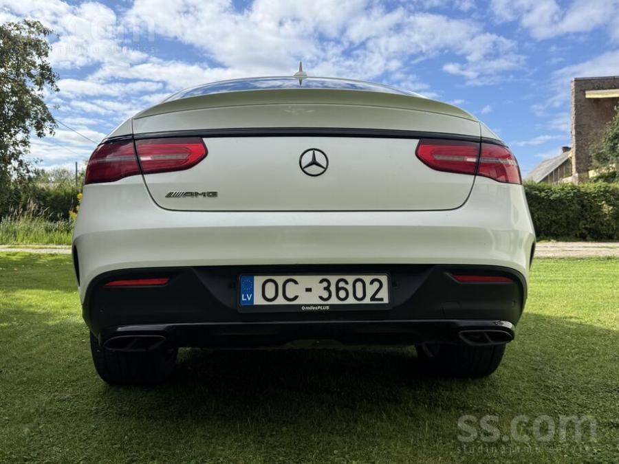 Белый Мерседес GLE 43 AMG 2017 в Рига, объемом двигателя 3.00 л и пробегом 295 тыс. км за 25500 €, фото 26 на AUTOMOTO.COM.LV