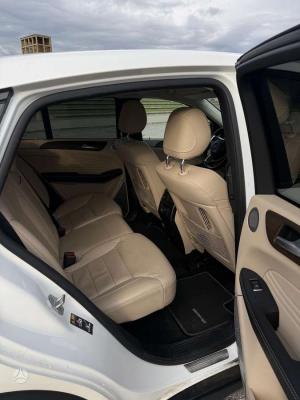 Balts Mercedes-Benz GLE 43 AMG 2017 Viļņa, ar dzinēja tilpumu 3.00 L un nobraukumu 144 tūkst. km par 32000 €, foto 10 vietnē AUTOMOTO.COM.LV